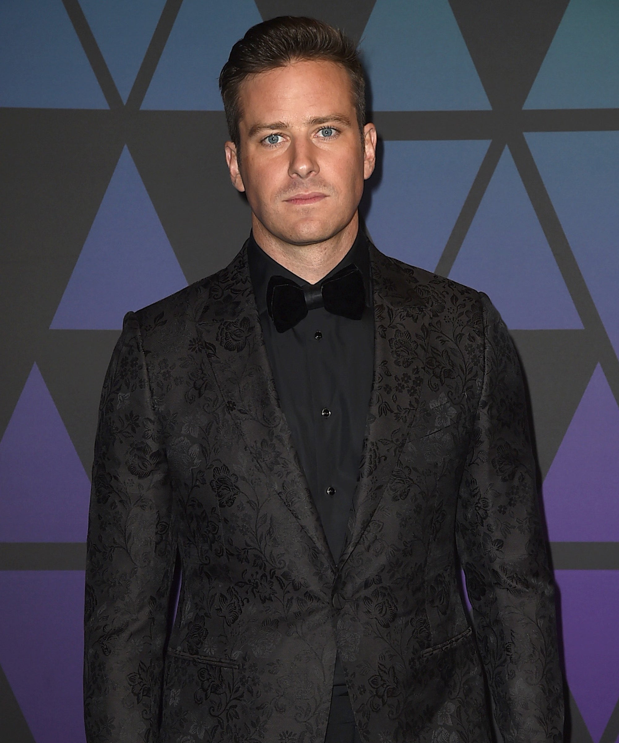 Armie hammer the minutes - serrebon