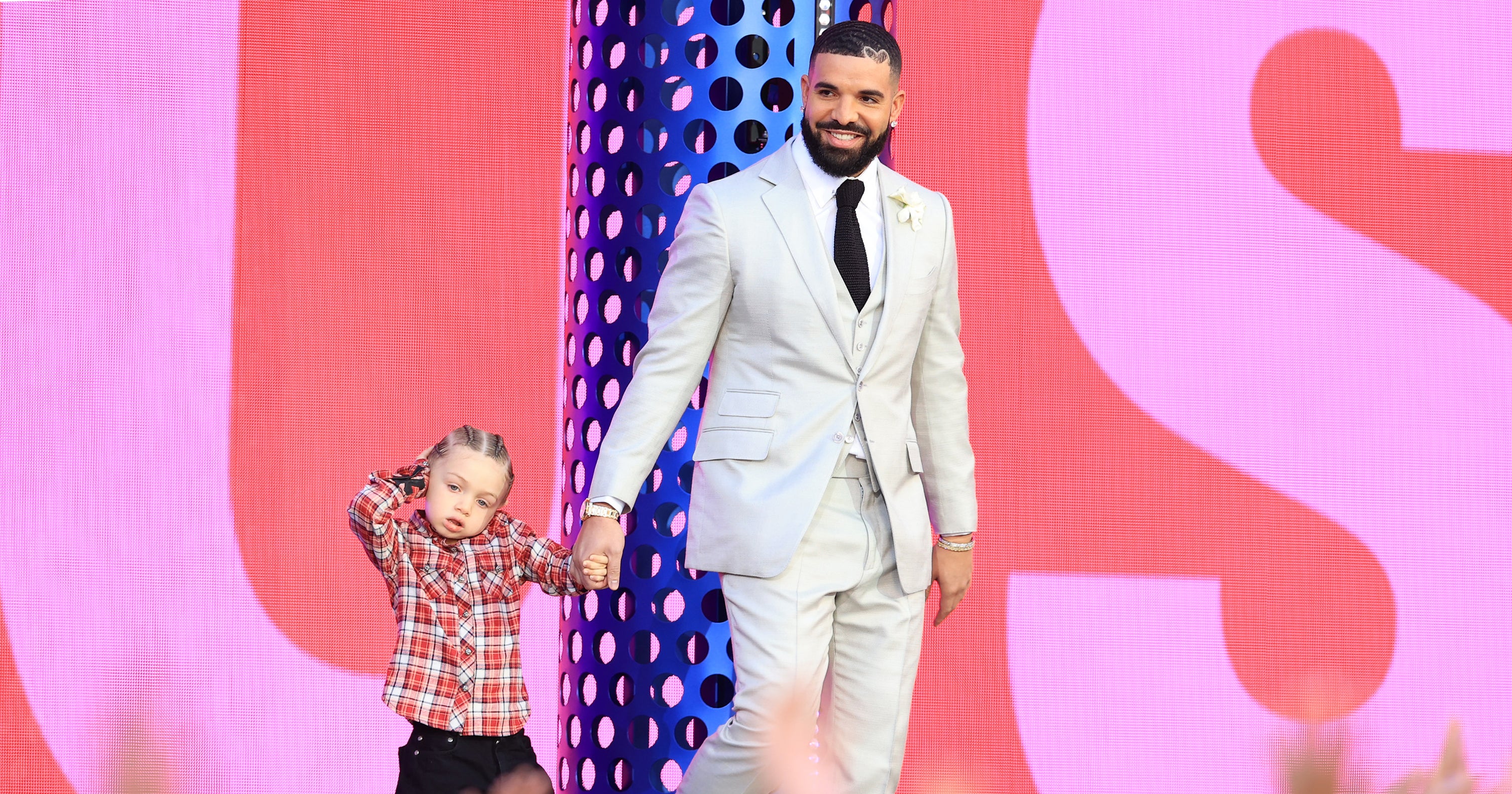 Pink & Drake Kids Won Billboard Music Award Appearances