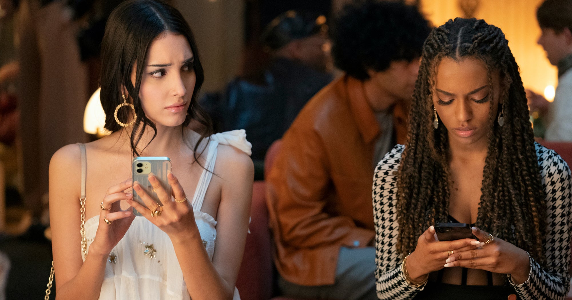 Who Is The New Gossip Girl In The HBO Max Reboot?