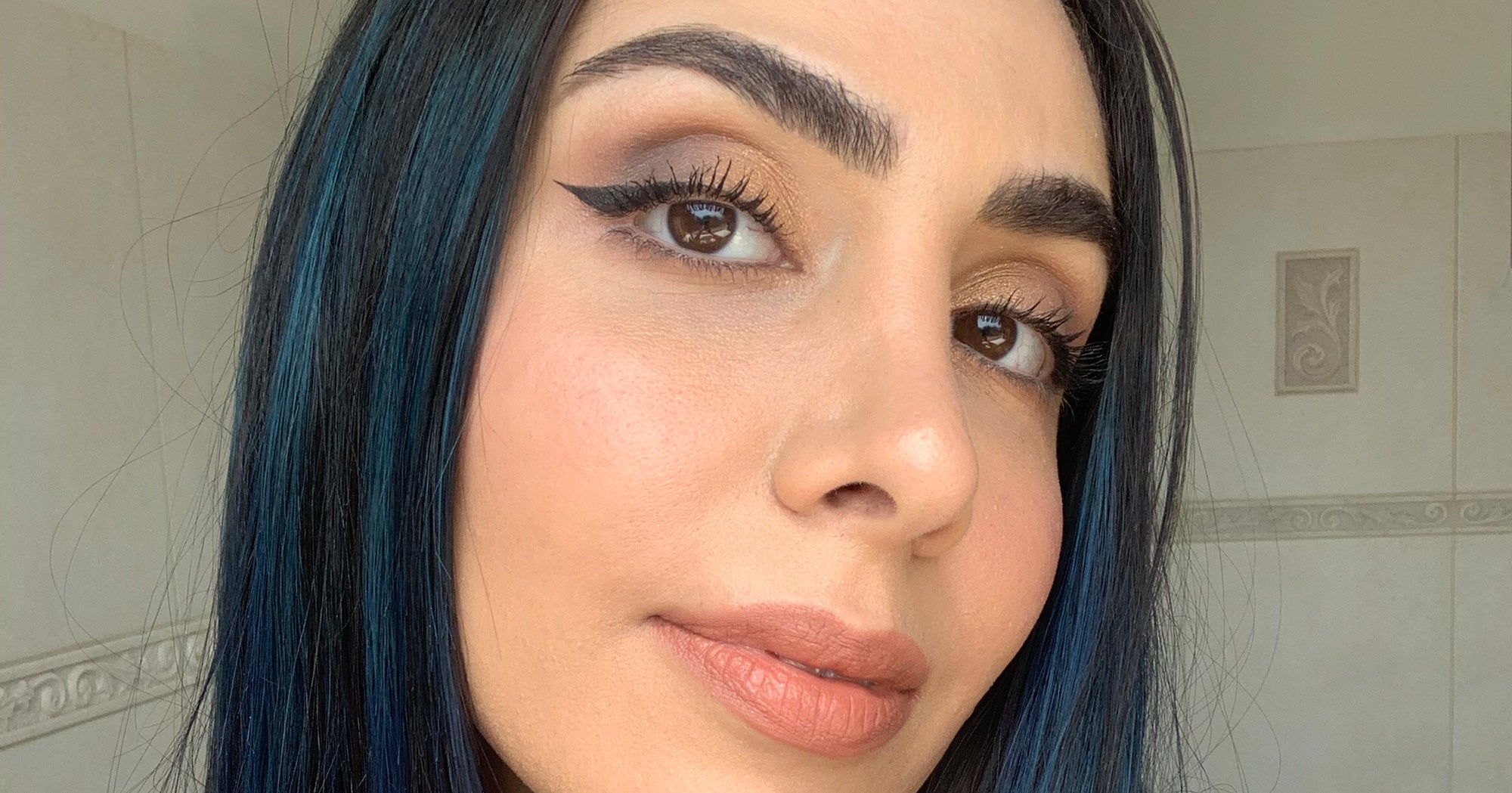 I Tried The Easy Tiktok Hack For A Summer Smoky Eye