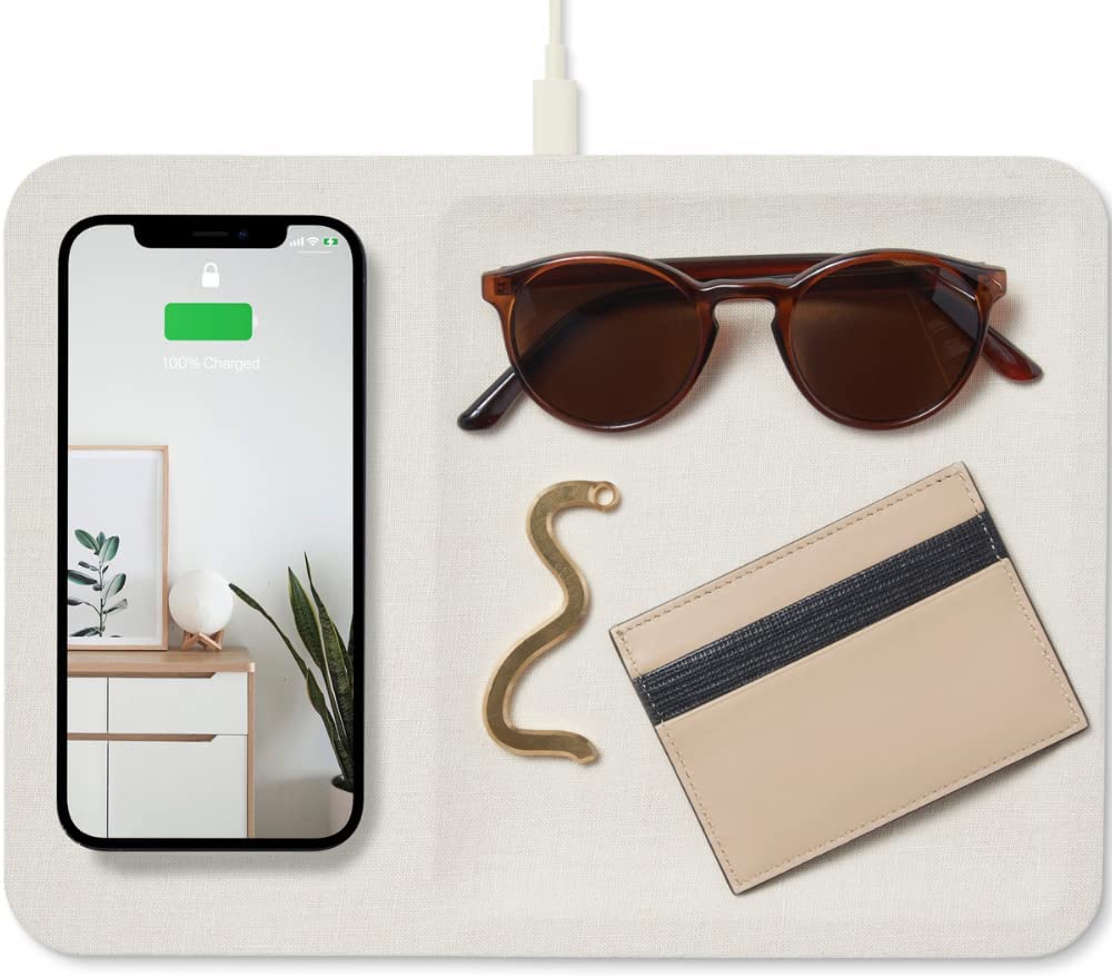 Courant + Essentials Catch:3 Wireless Charging Station + Tray