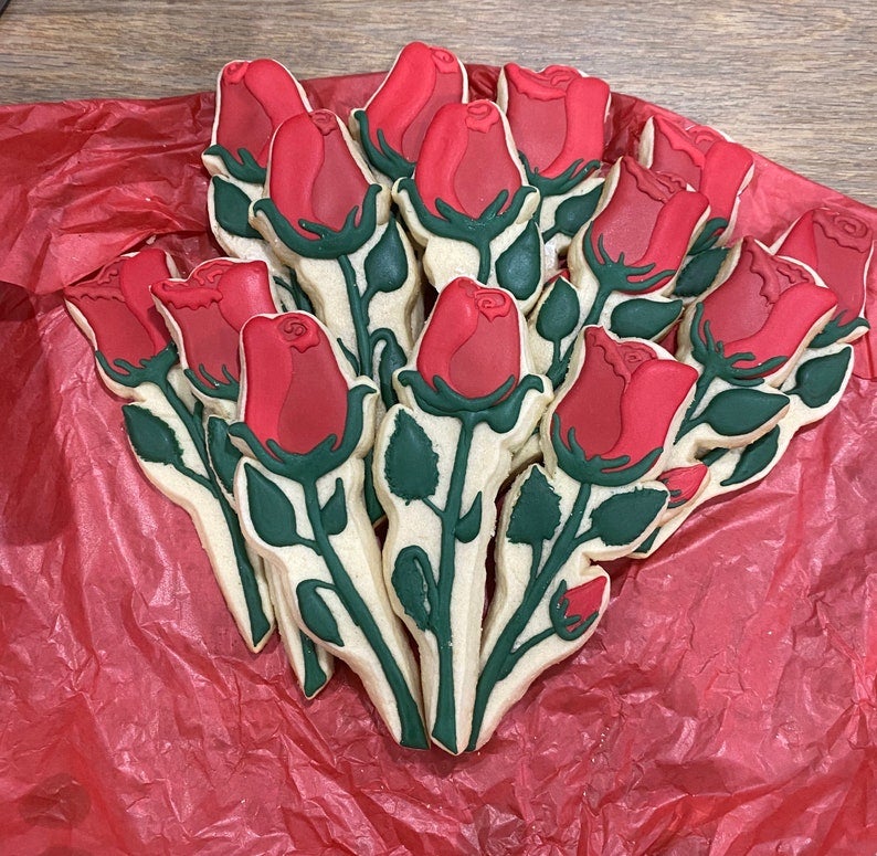 TokenofmyConfection + Dozen Red Roses Sugar Cookies