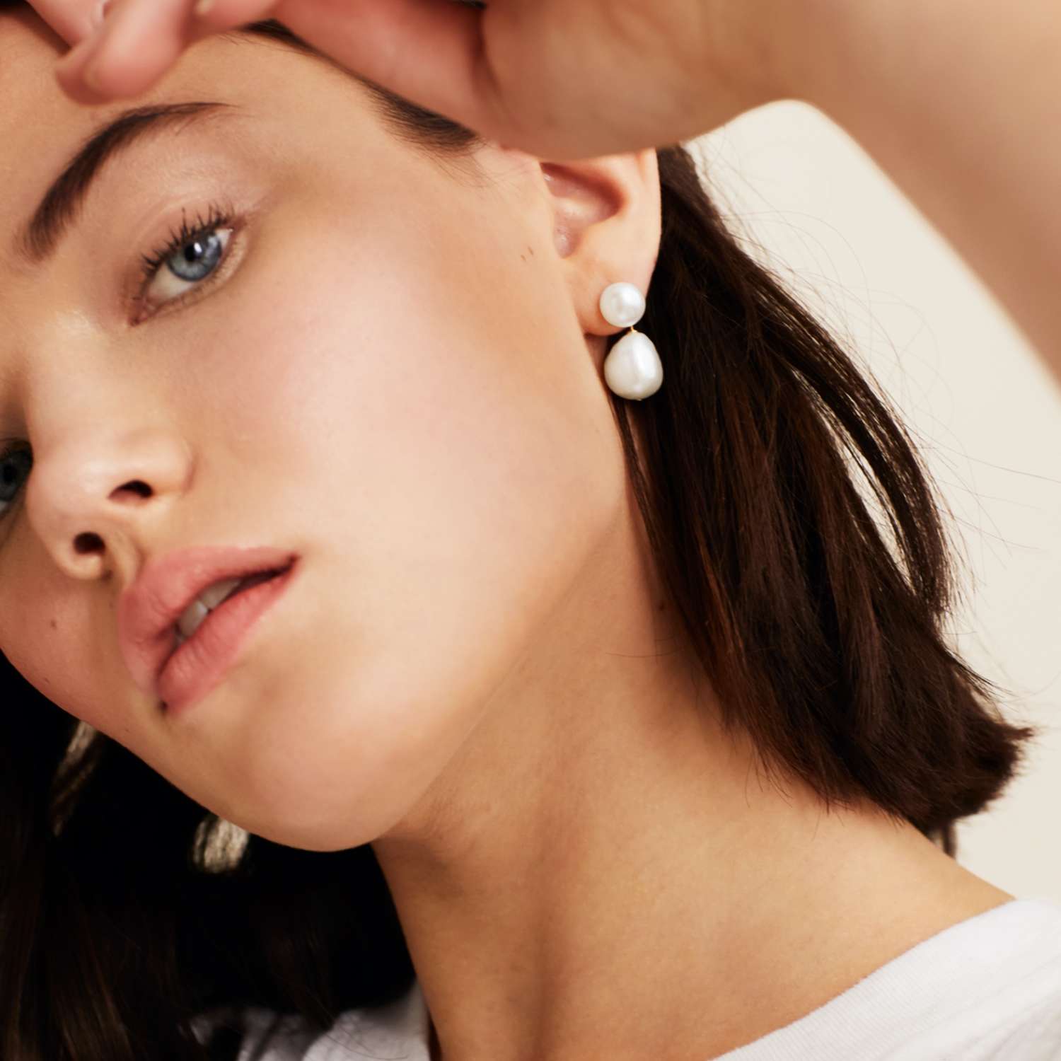 Mejuri Bold Pearl Drop Earrings