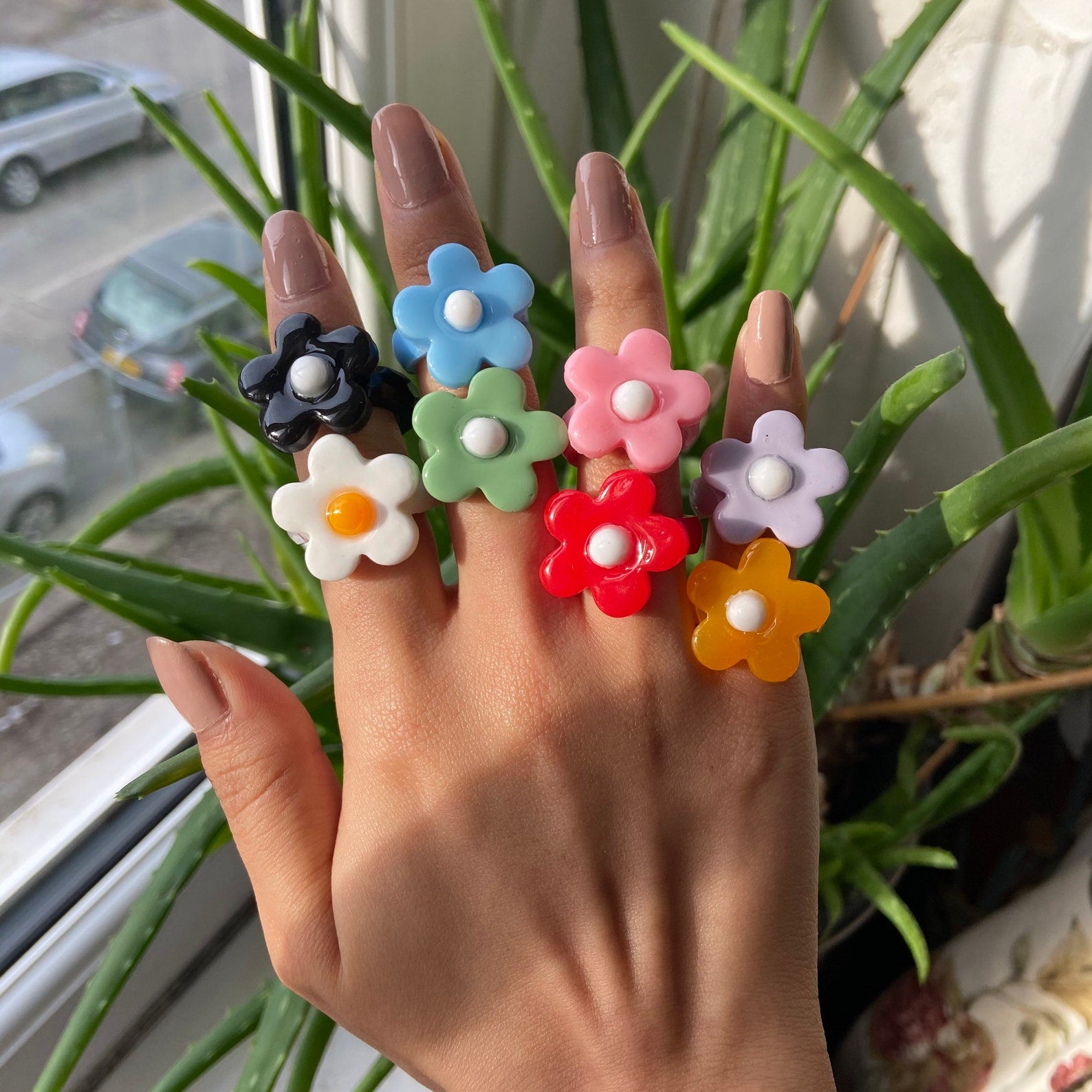 ReereeMakes + Retro Chunky Daisy Rings