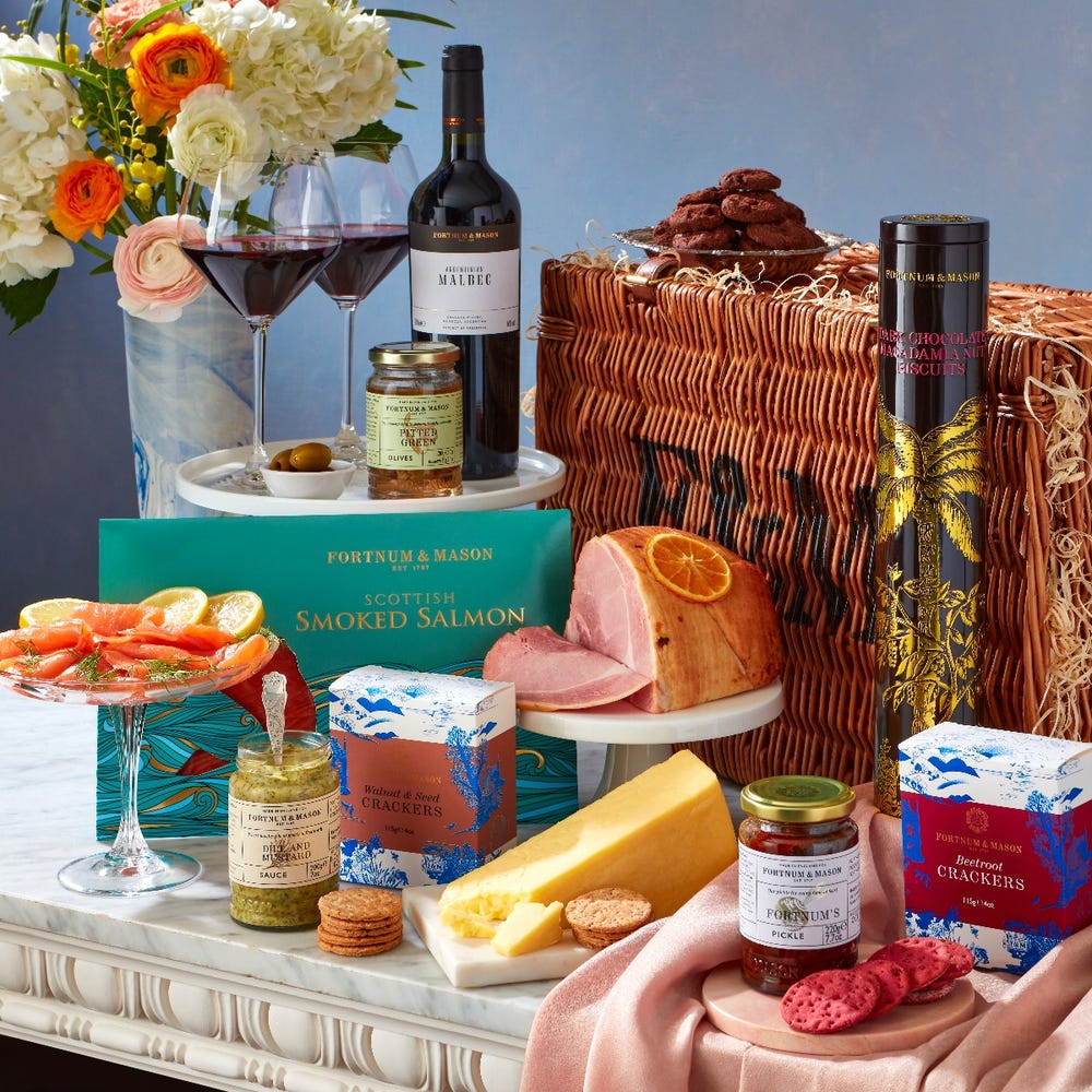 Fortnum & Mason + The Fortnum’s Foodhall Hamper