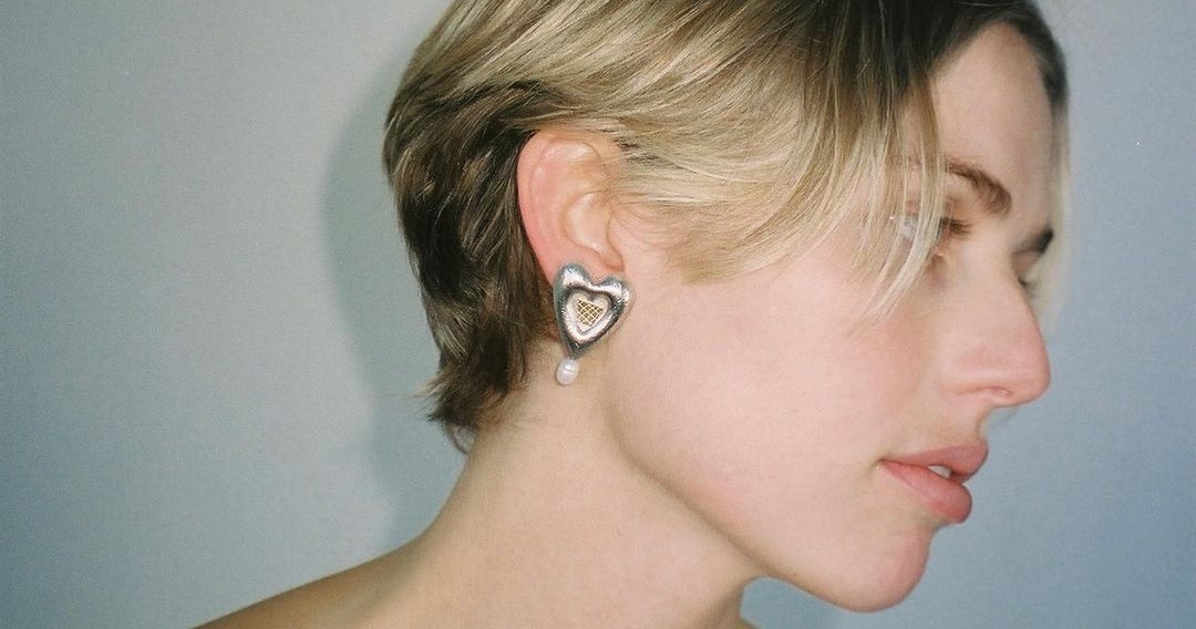 Modern '90s Haircut Trends Invading London Salons