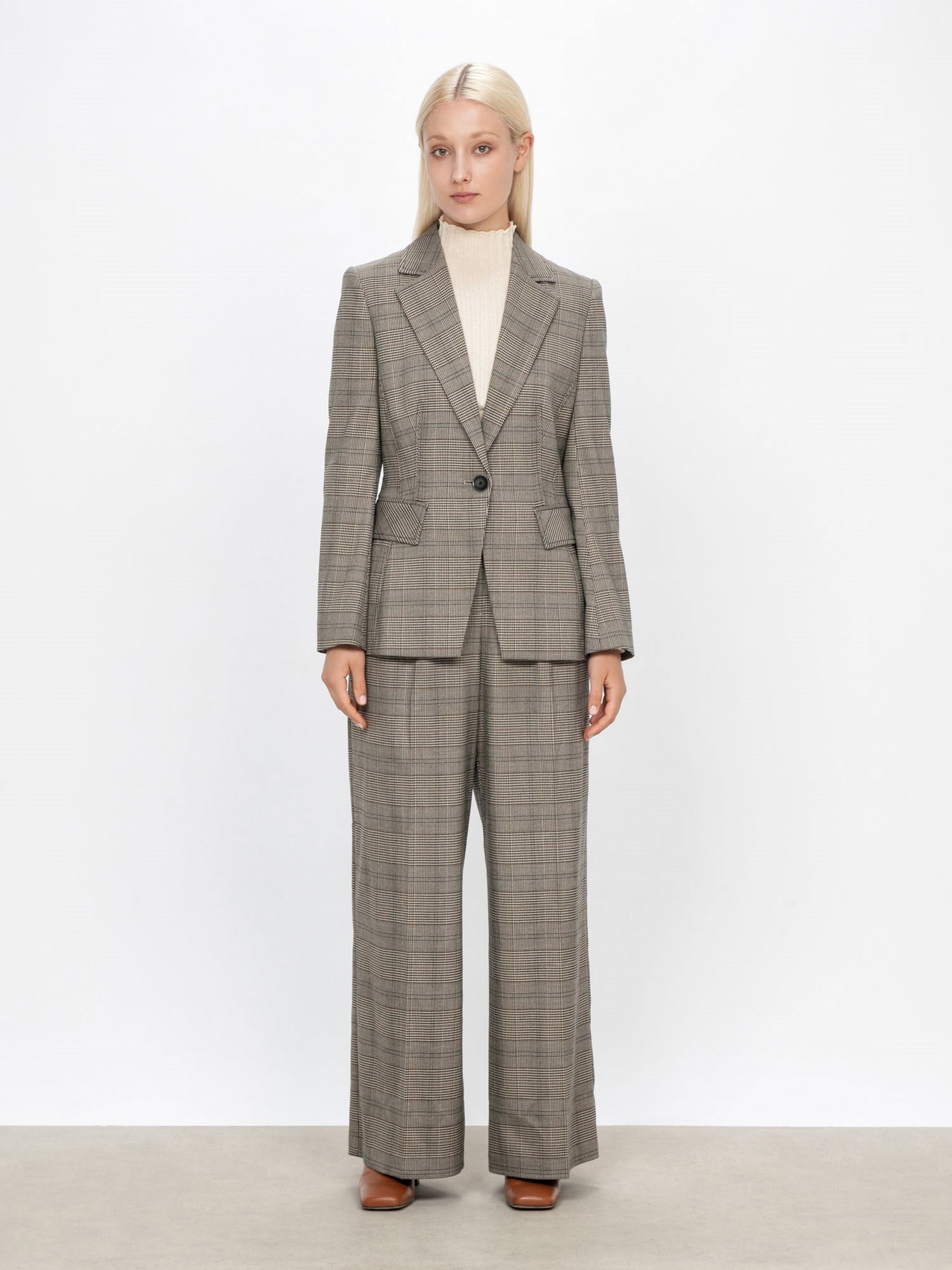 Veronika Maine + Wales Check Hourglass Blazer