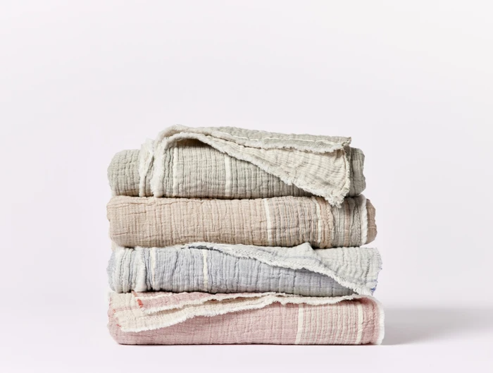 Coyuchi + Topanga Organic Matelasse Throw