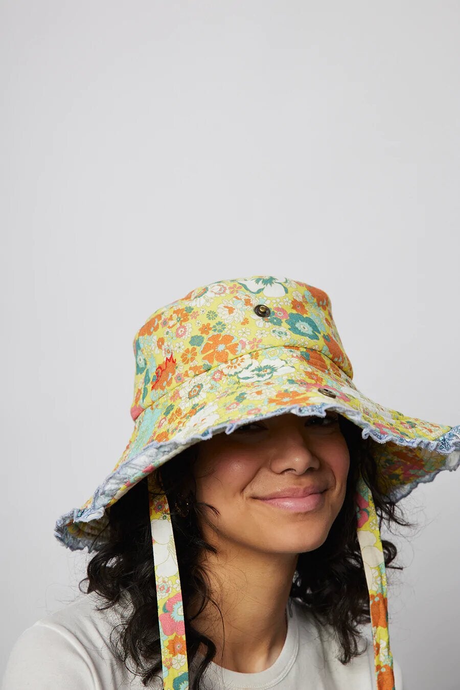 Damson Madder + Cotton Scallop Edge Sun Hat In Orange Floral Print