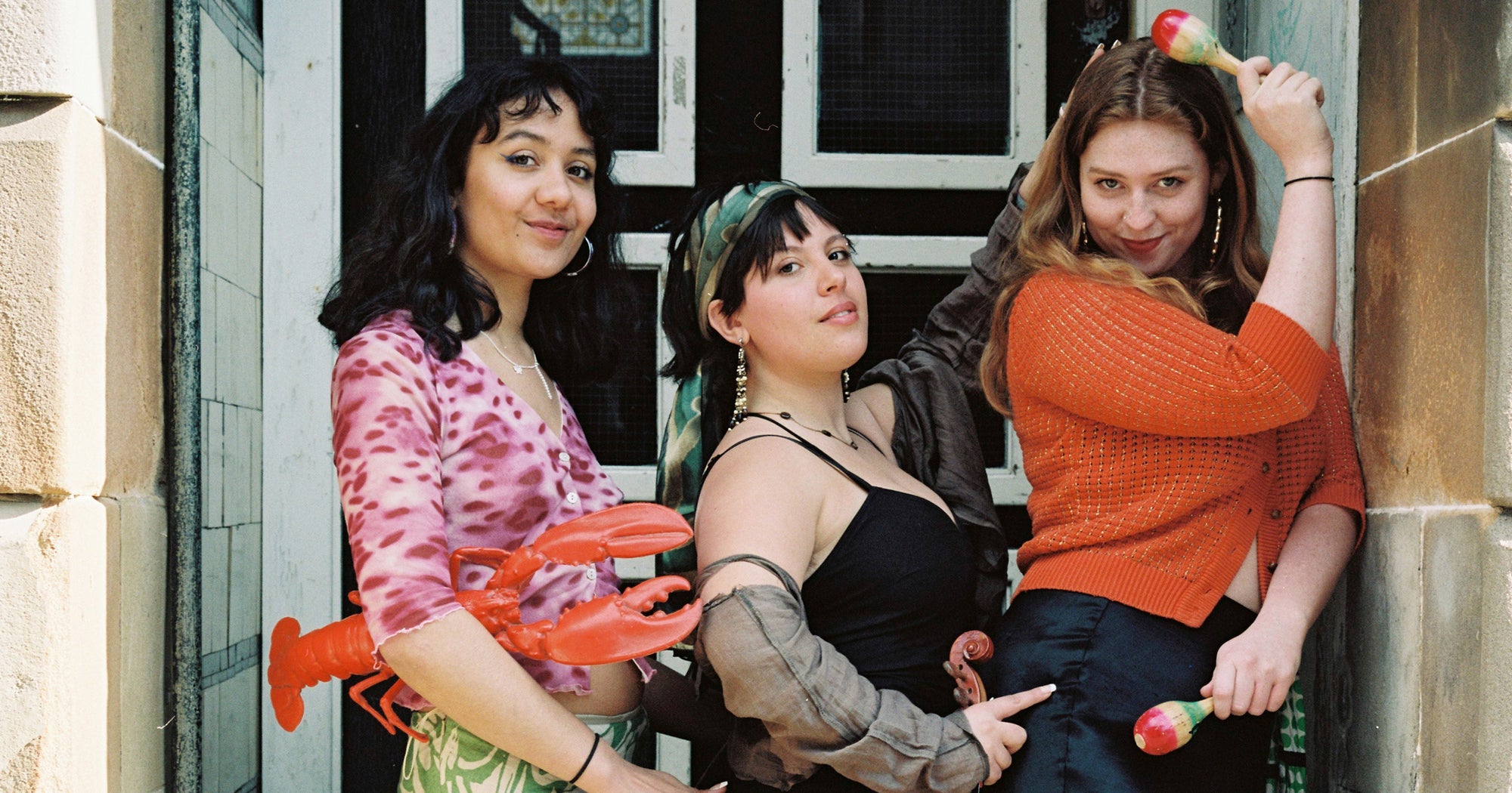 These Feel-Good Photos Celebrate Clubbing With Friends