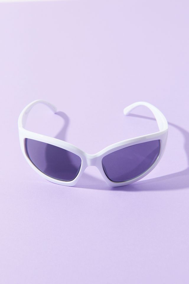Urban Outfitters + Buggin Out Oval Sunglasses