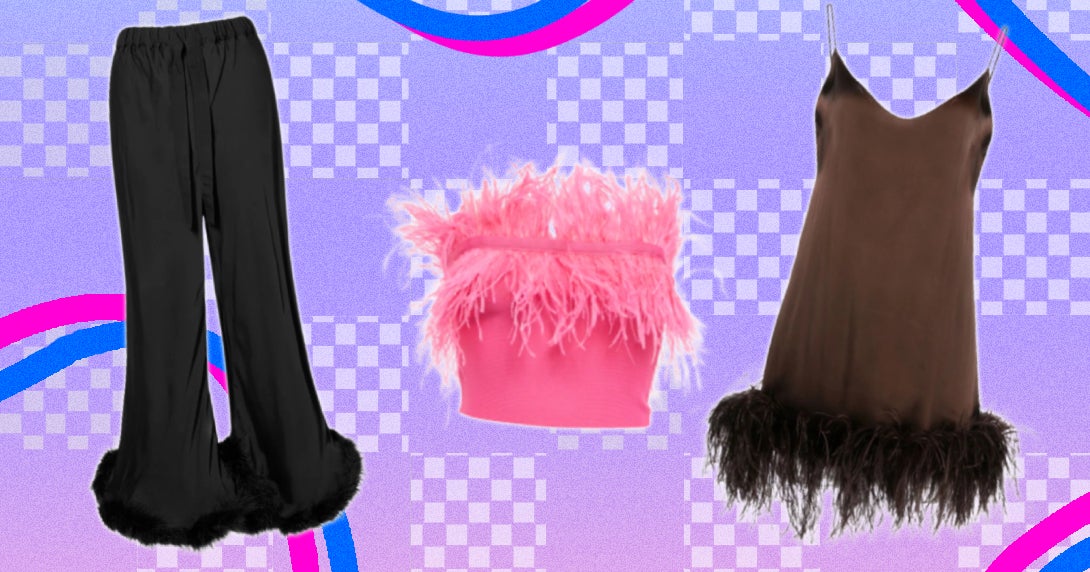 19 Outfit Ideas For Fashion's Feather Trend