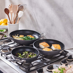 All Clad + All-Clad HA1 Nonstick Set of 3 Skillets
