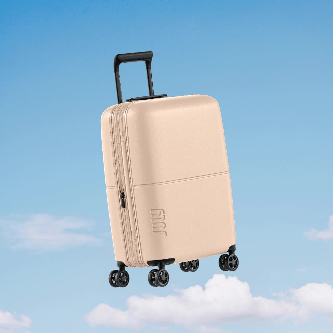 July + Carry On Light Expandable