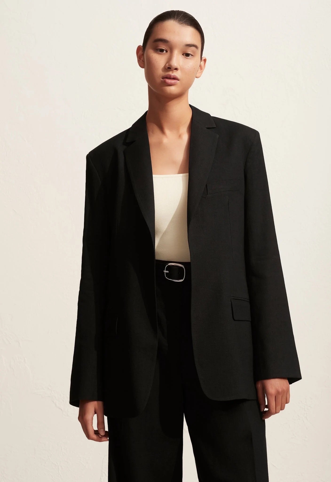 Matteau + Relaxed Linen Blazer