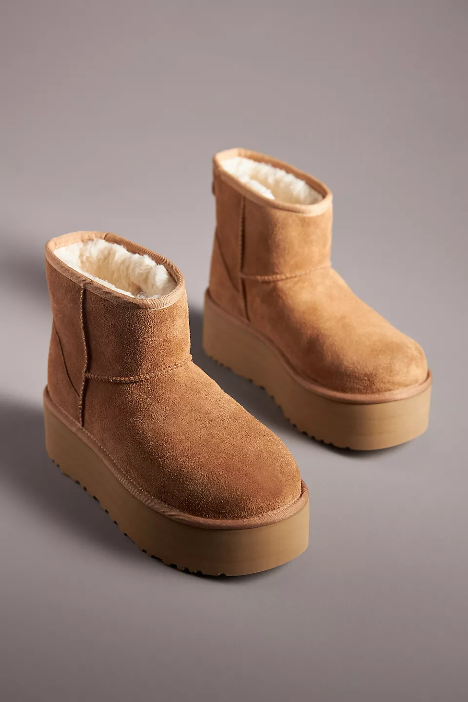 Ugg + Classic Mini Platform Boots