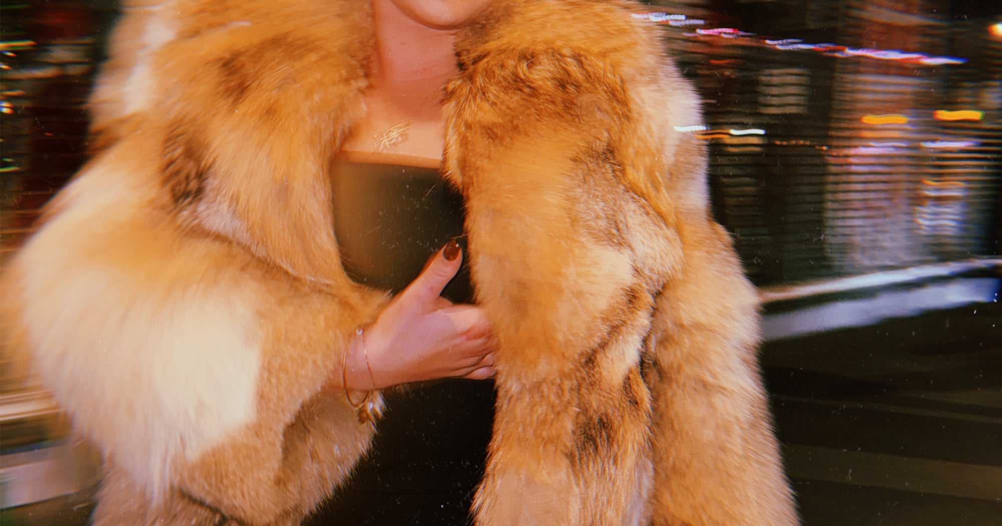 What's Behind TikTok's Mob Wife Aesthetic Trend - ECNOGEAR