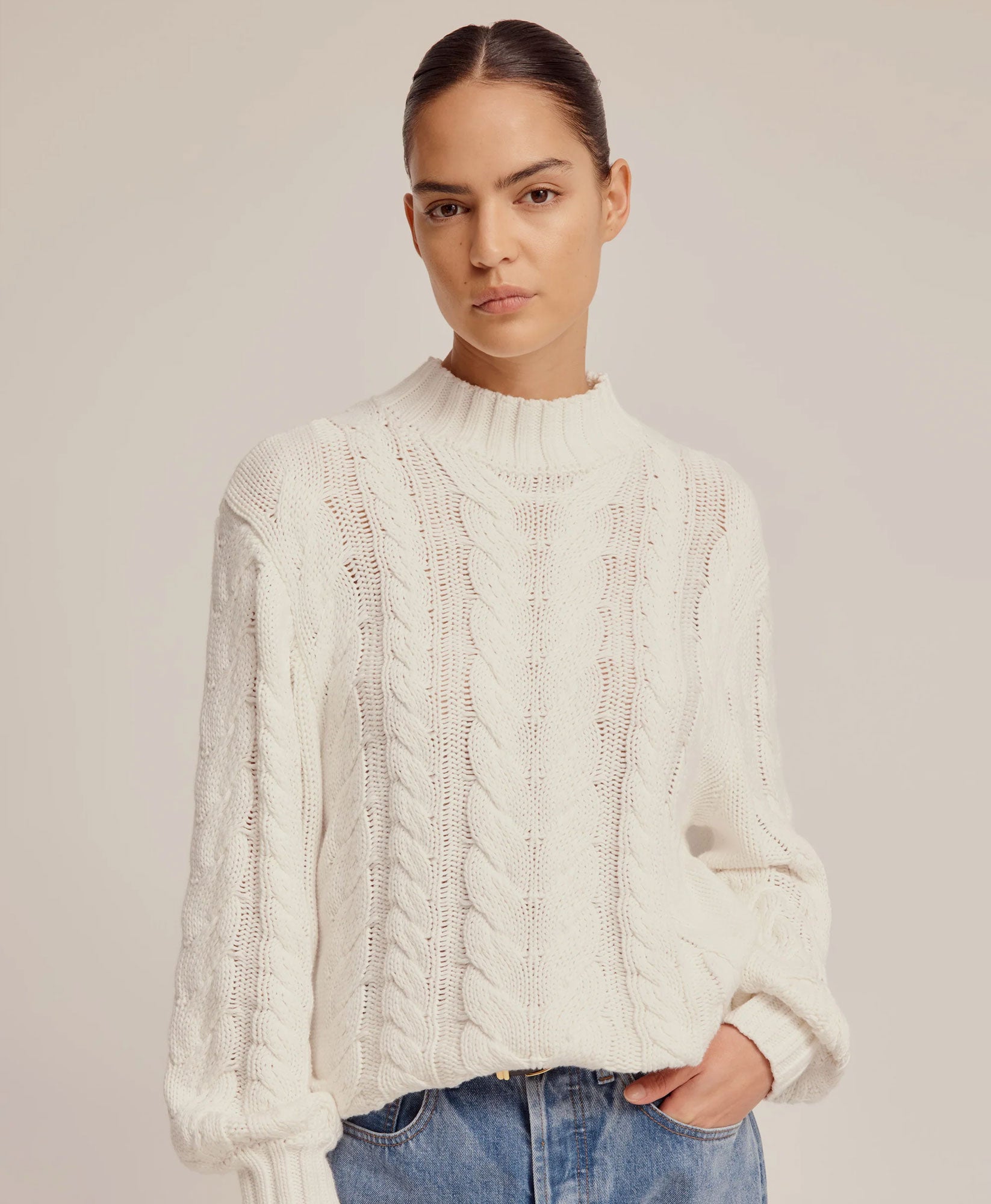 Venroy + Cotton Cashmere Cable Knit Sweater