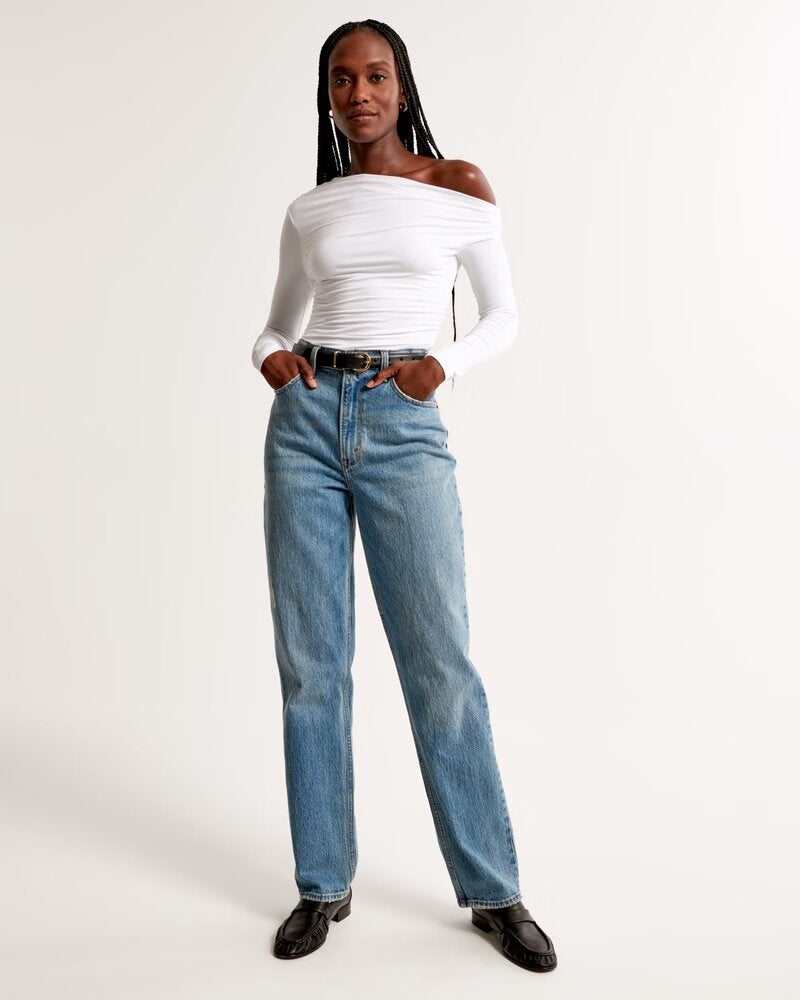 Abercrombie & Fitch + Ultra High Rise 90s Straight Jean