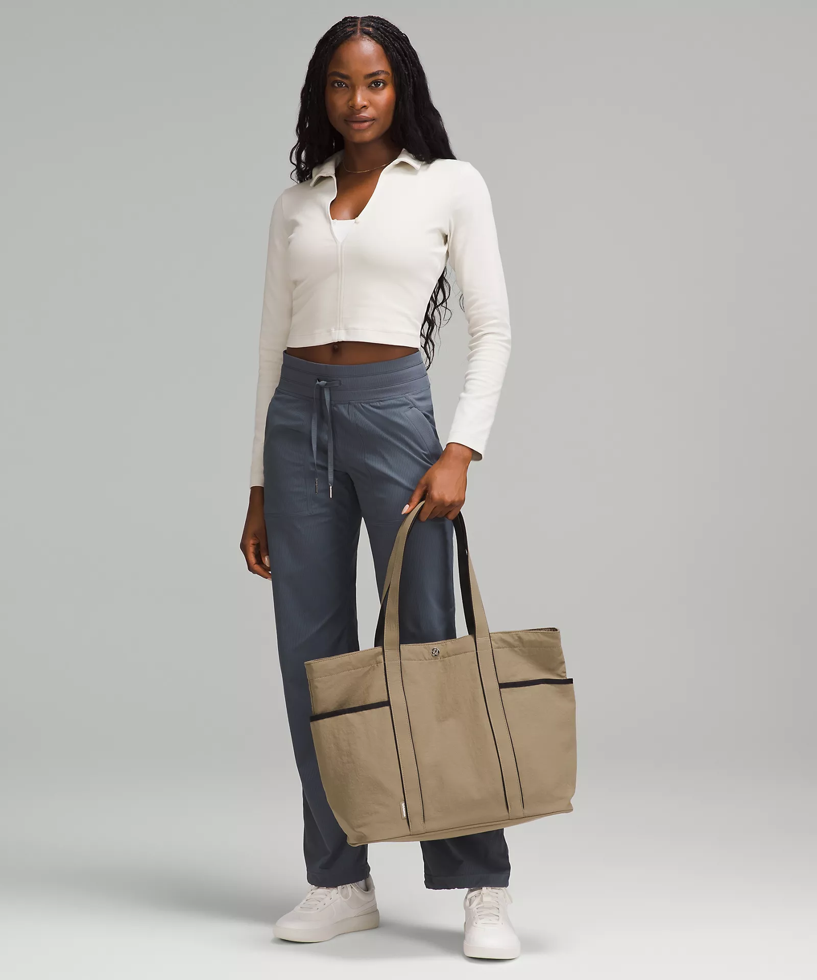 Lululemon + Daily Multi-Pocket Tote Bag 20L