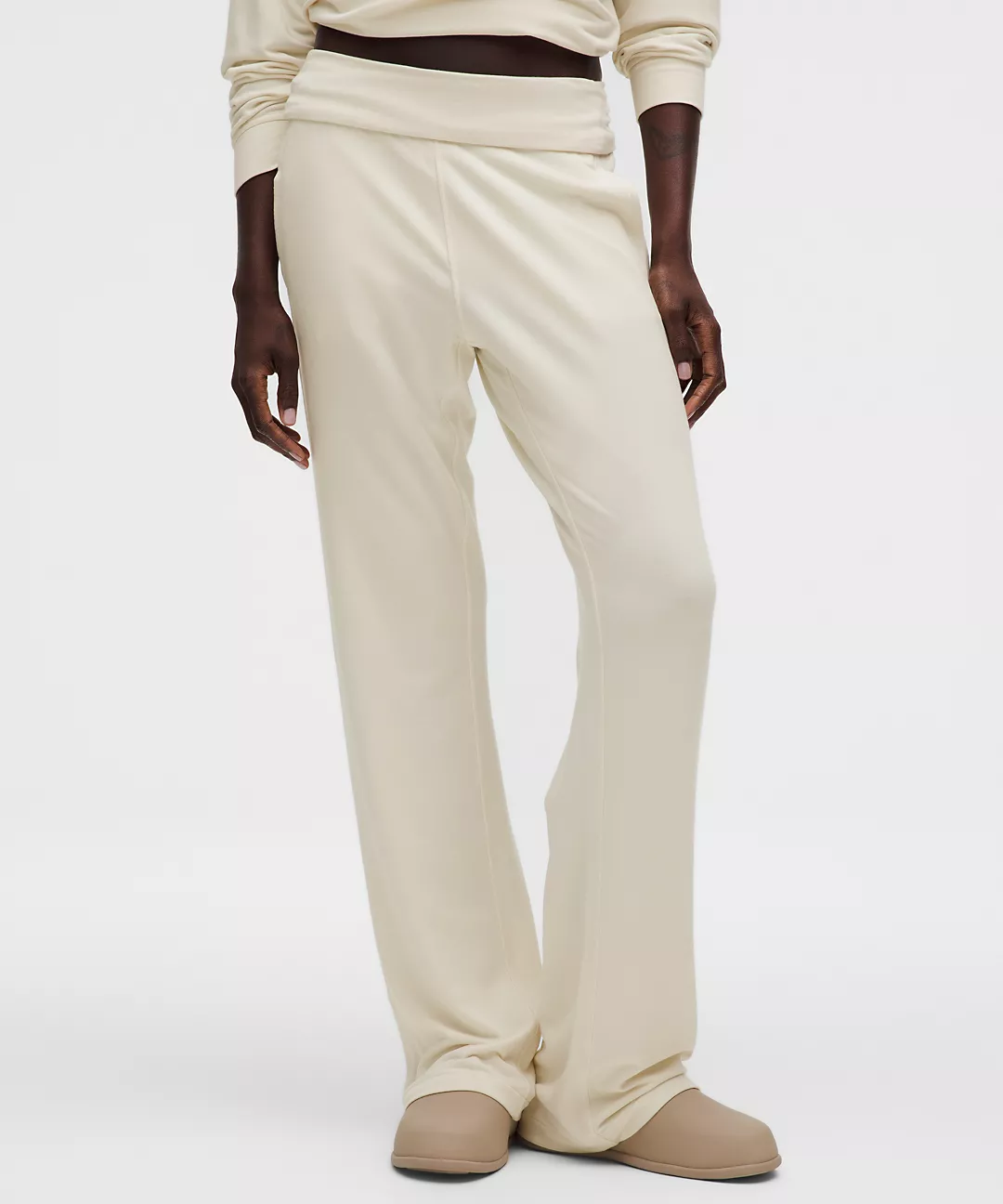 Lululemon + BeCalm Mid-Rise Flared Pant