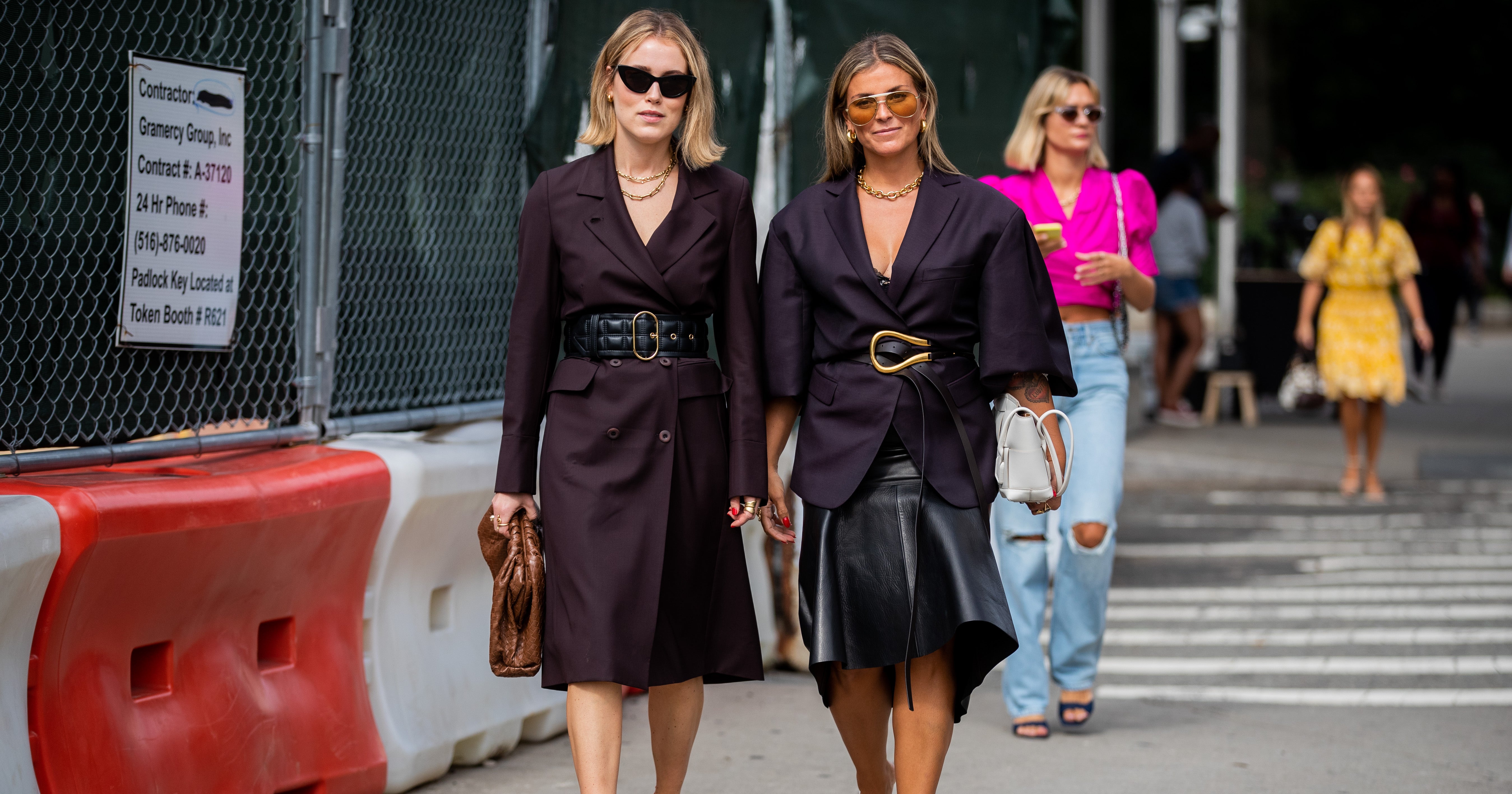 Mismatched Shoe Fashion Week Street Style Trend SS20