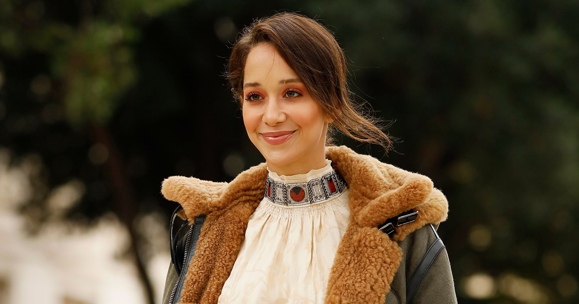 Smoky Eye Makeup Is Paris Street Style Trend For Fall