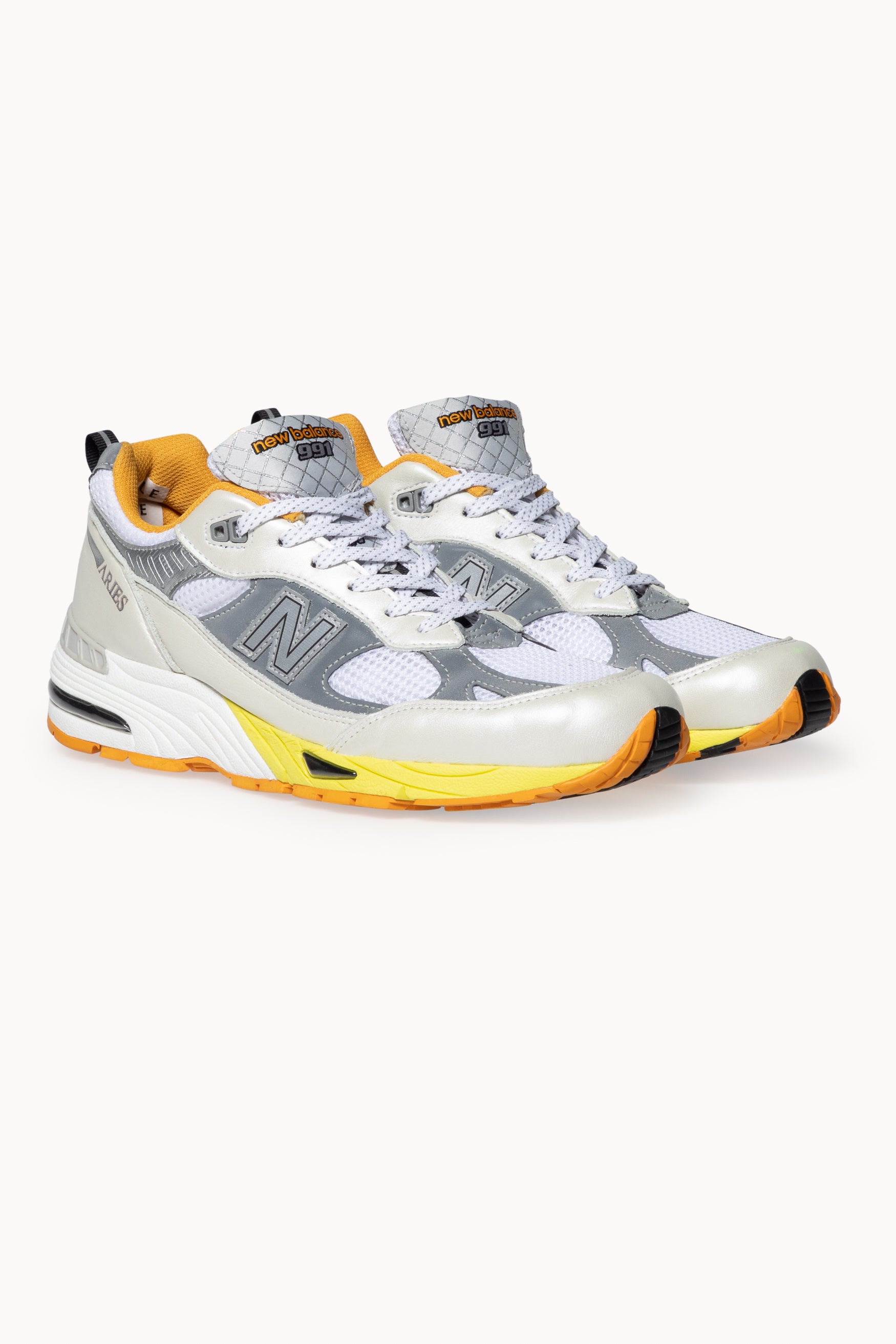 Aries x New Balance + Aries x New Balance Womens 991ARI