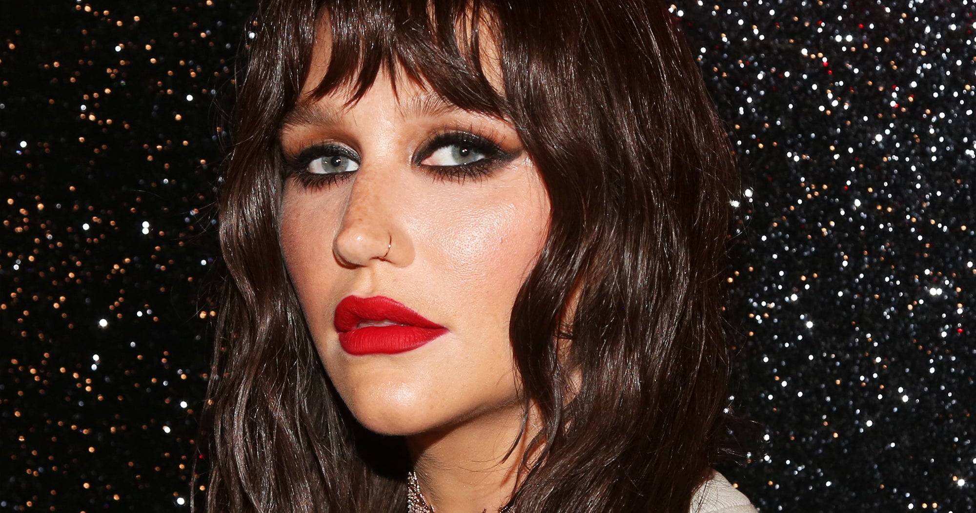 Kesha Reveals Makeup Line After New Song Raising Hell