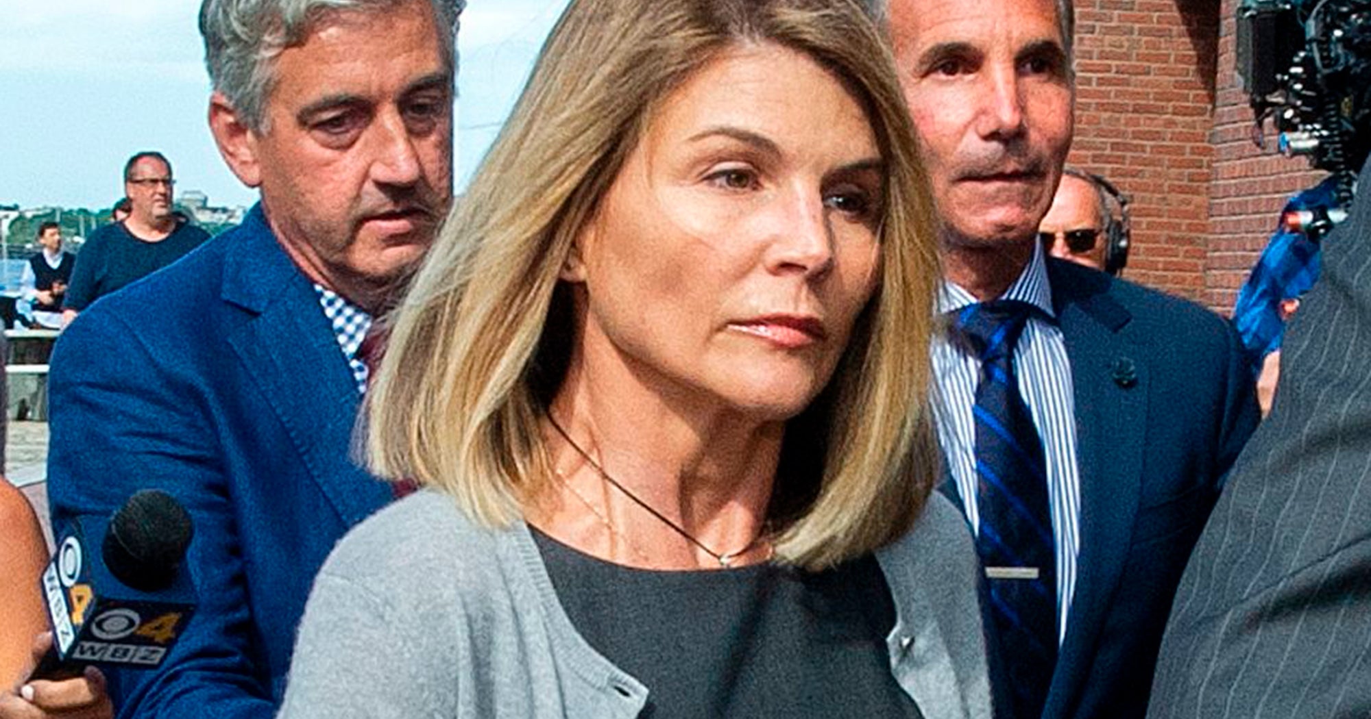 Lori Loughlin Pleads Not Guilty To Bribery