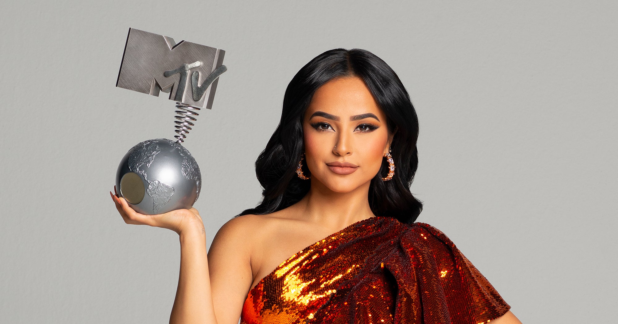 Becky G MTV EMAS Interview, Award Show Secrets