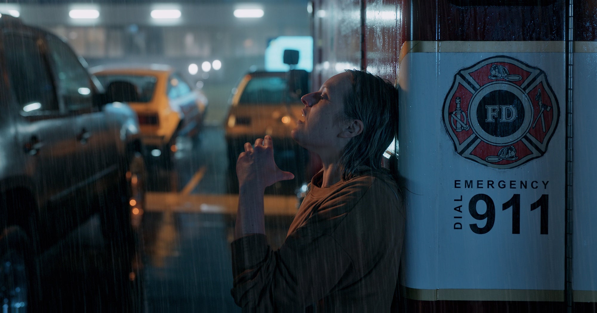 Elisabeth Moss Invisible Man Horror Movie About Abuse