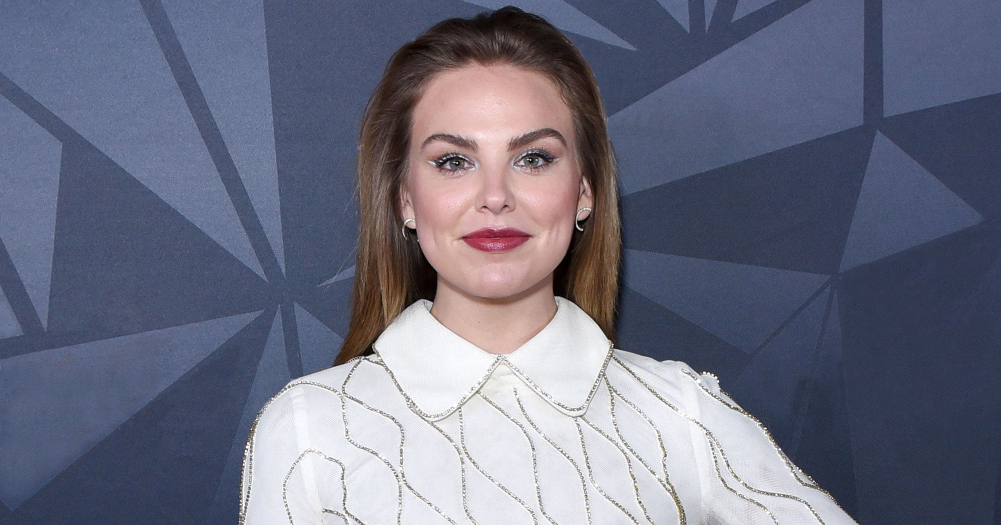 Hannah Brown Shades The Bachelor With 2020 Intentions