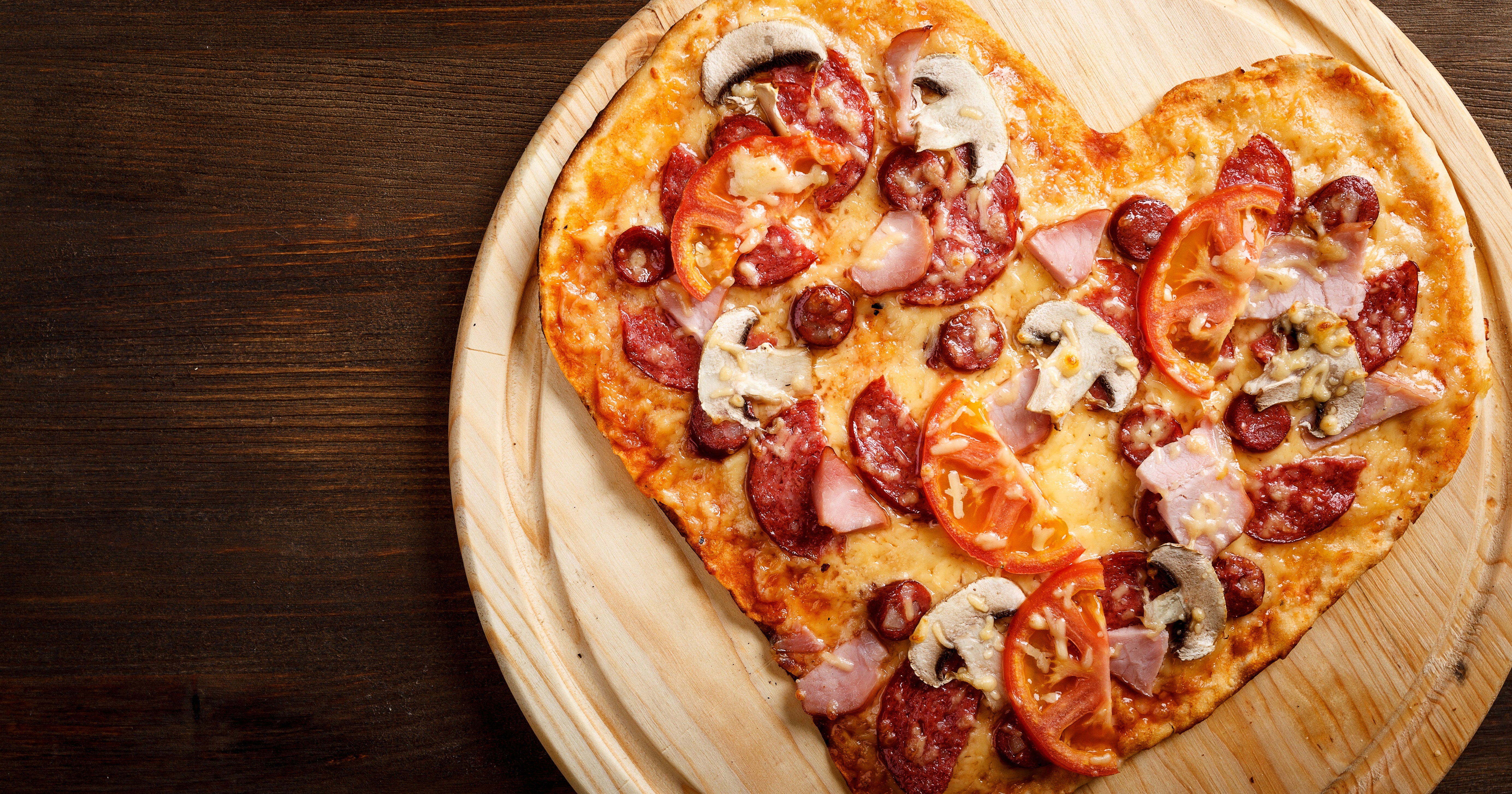 Where To Get Heart Shaped Pizza For Valentines Day 2020 Where To Get Heart Shaped Pizza For Valentines Day 2020