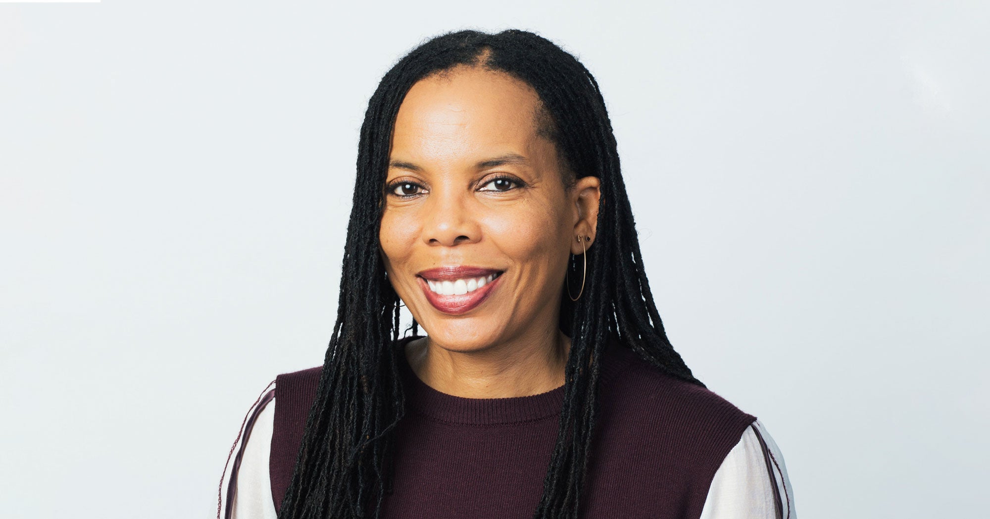 How Women Would Change Female Digital Voice Assistants