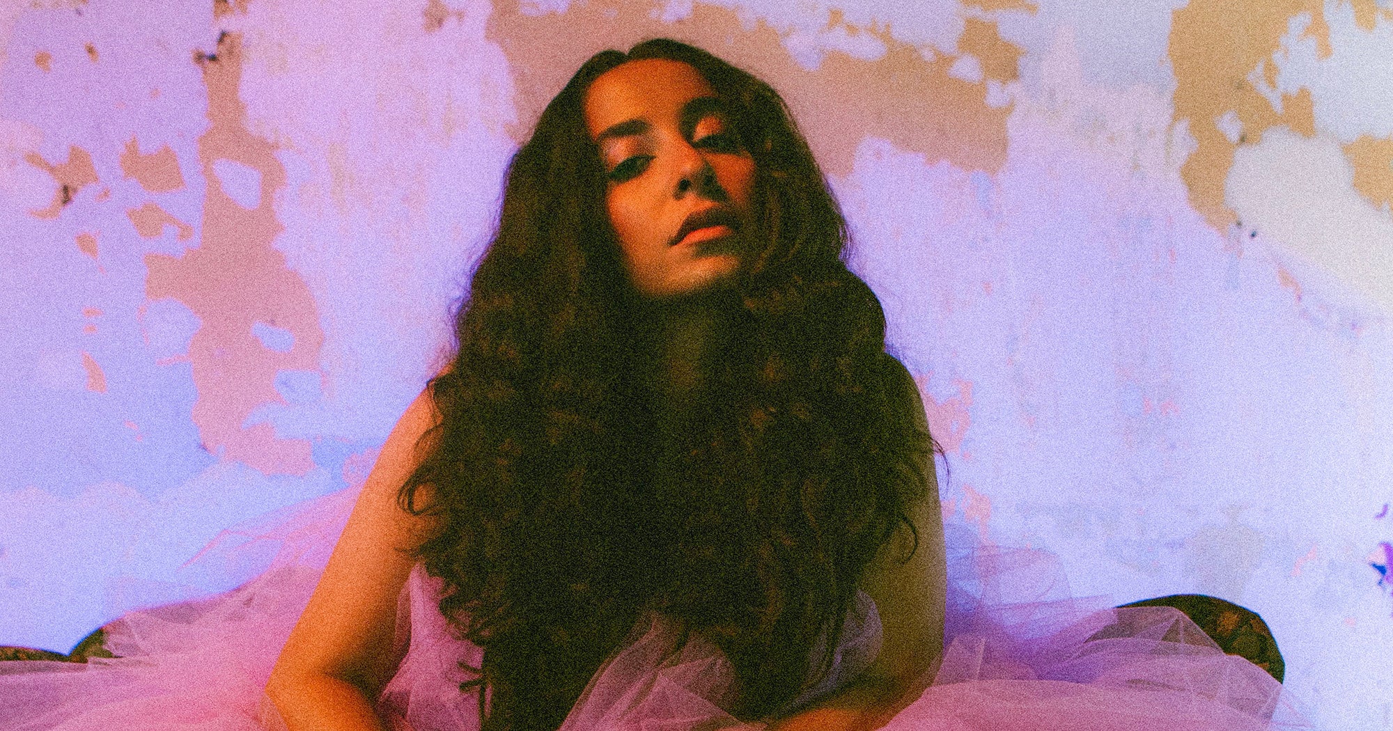 Wafia Premieres Pick Me Music Video