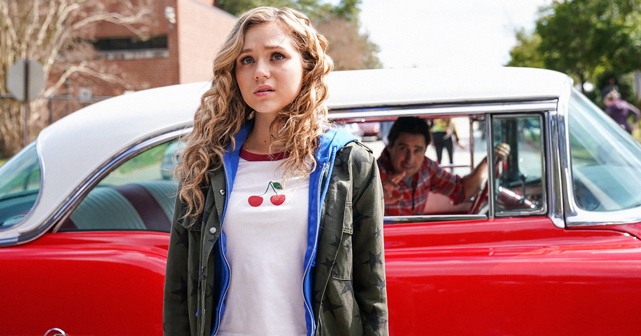 CW Stargirl Actress Brec Bassinger Previews Season 1