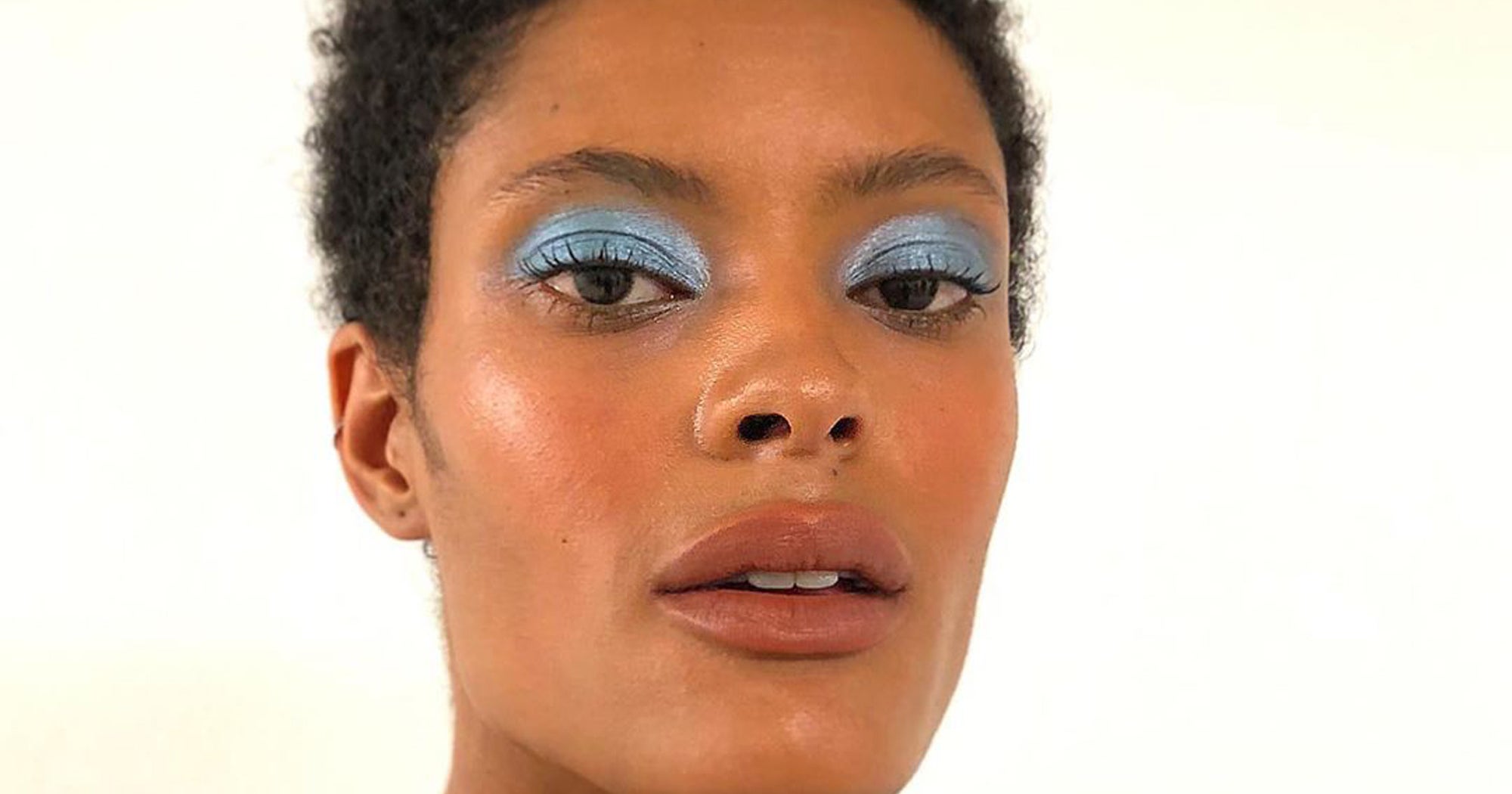 London Makeup Trends, Natural Makeup And Skin Glossing