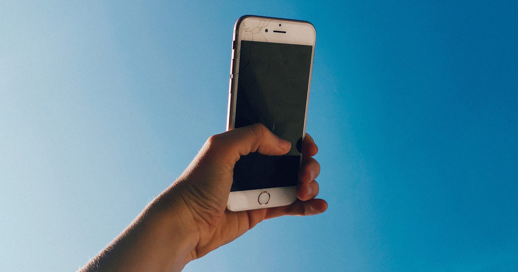 Why Texting Is Bad For Relationships